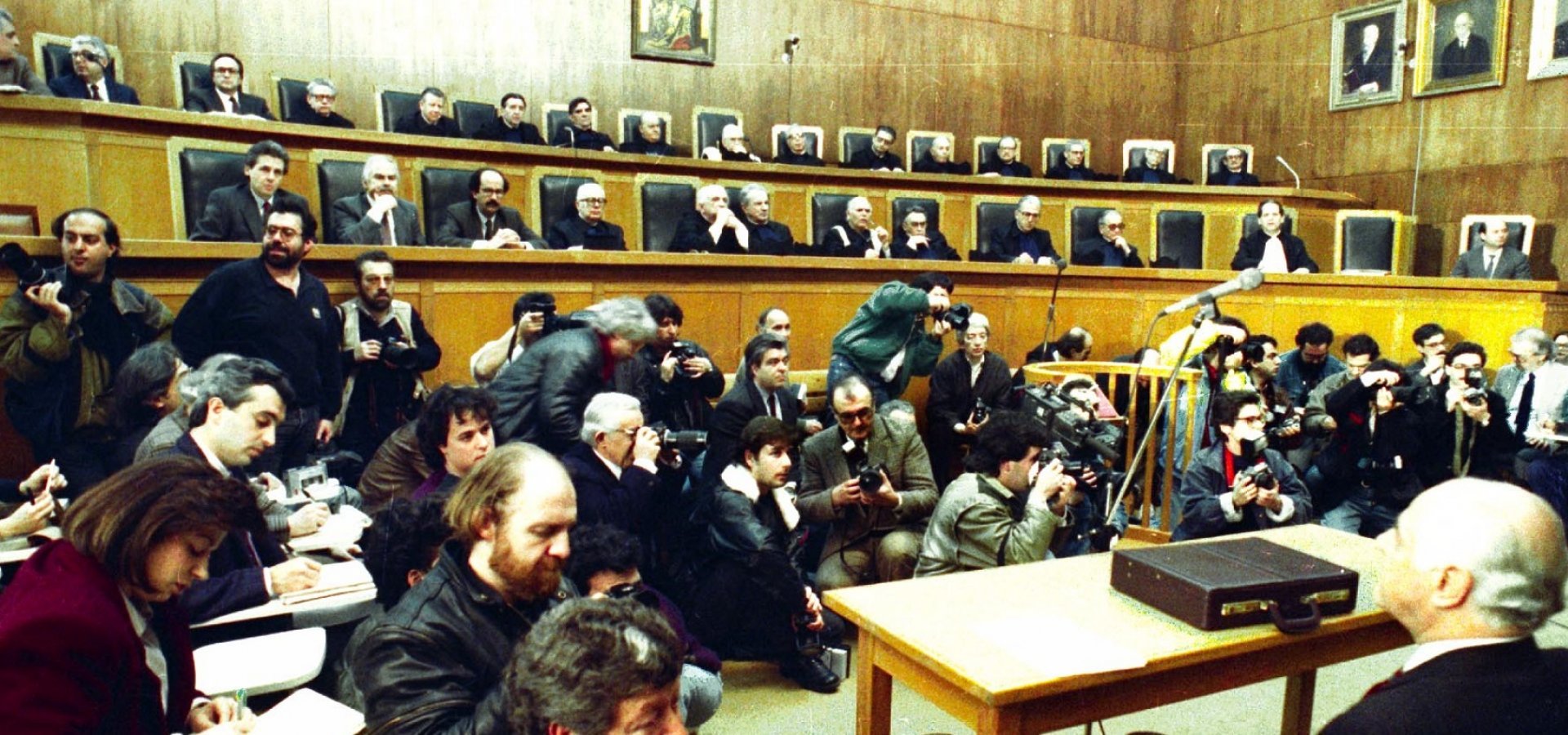 ΟΙ ΣΗΜΑΝΤΙΚΟΤΕΡΕΣ ΔΙΚΕΣ ΣΤΗ ΧΩΡΑ: ΑΠΟ ΤΟΝ ΜΠΕΛΟΓΙΑΝΝΗ ΣΤΗ ΧΡΥΣΗ ΑΥΓΗ ...
